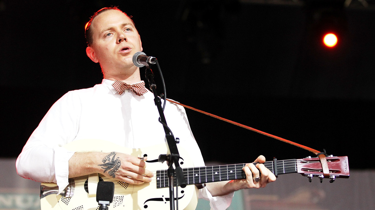 C.W. Stoneking — Solo - BMA Magazine